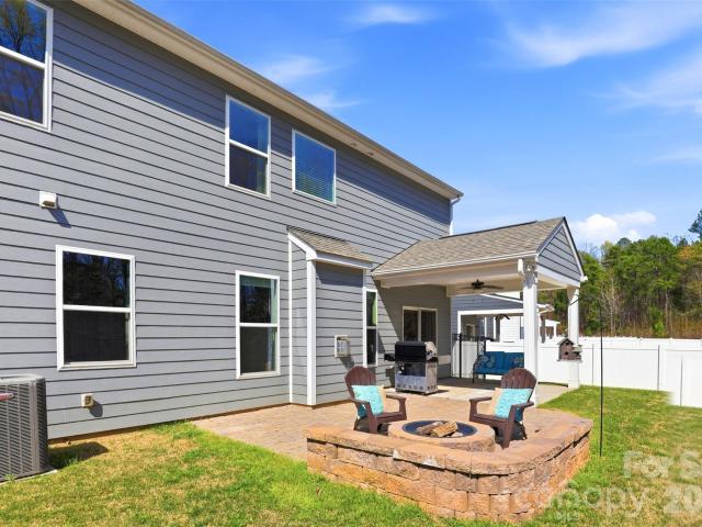 1092 Baldwin Dr, Lancaster, SC 29720 | MLS #4361 | Compass