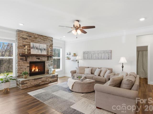 1092 Baldwin Drive
