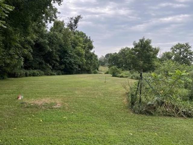 1092 Blackjack School Rd, Marionville, MO 65705