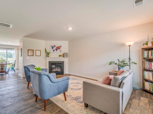 1092 Bridlebrook Trail
