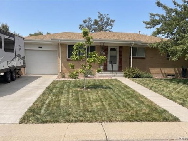 1092 S Iris St, Lakewood, CO 80226