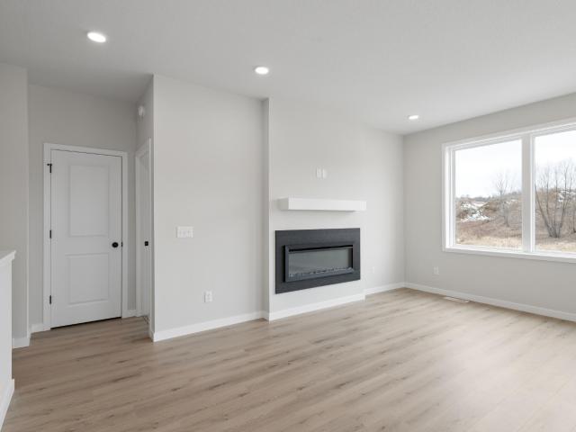 1092 th Street N
