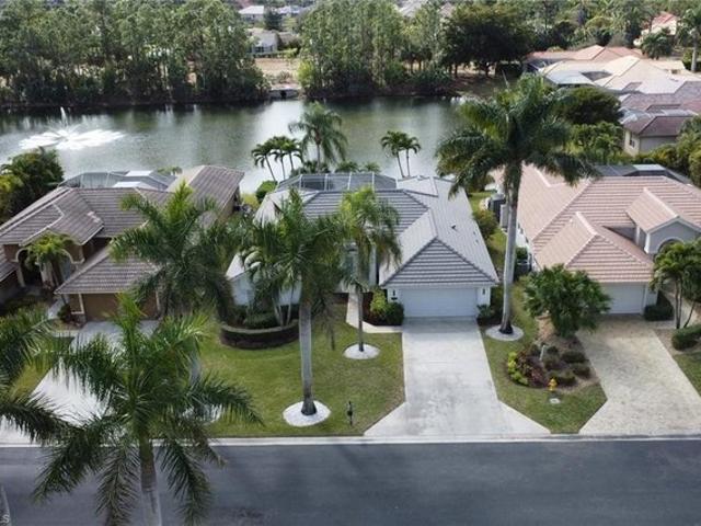 1092 Tivoli Dr, Naples, FL 34104