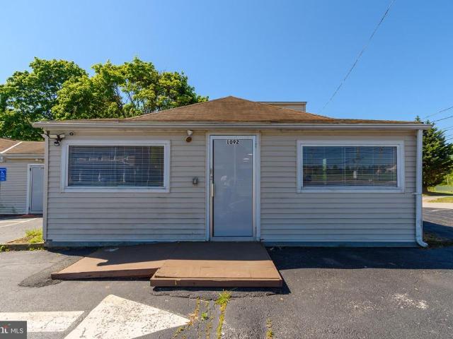 1092 W Lincoln Highway