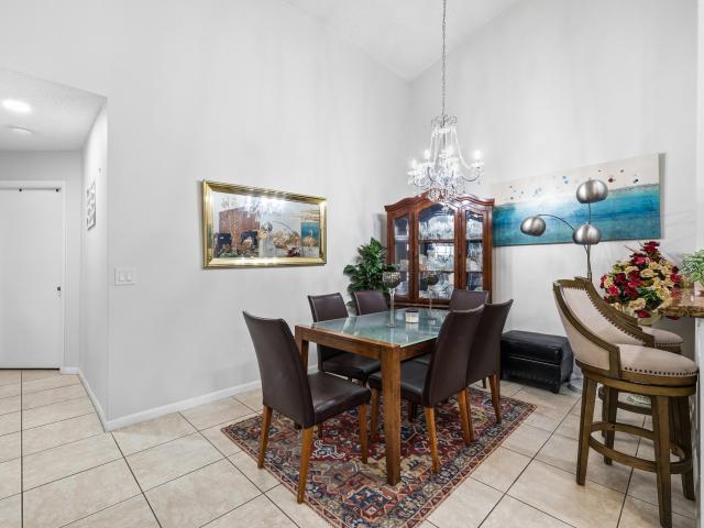 10933 Stafford Cir S, Boynton Beach, FL 33436 | MLS #B26041