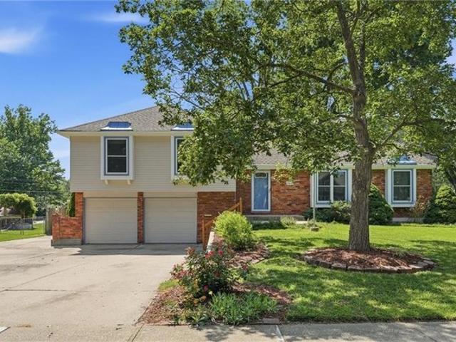 10930 Lydia Ave, Kansas City, MO 64131