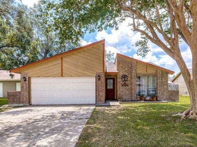 10930 Maple Rock Dr, Humble, TX 77396