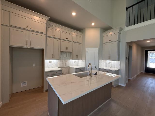 10931 Endeavor Drive