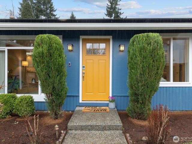 10932 th Ct NE, Redmond, WA 98052 | MLS #2490