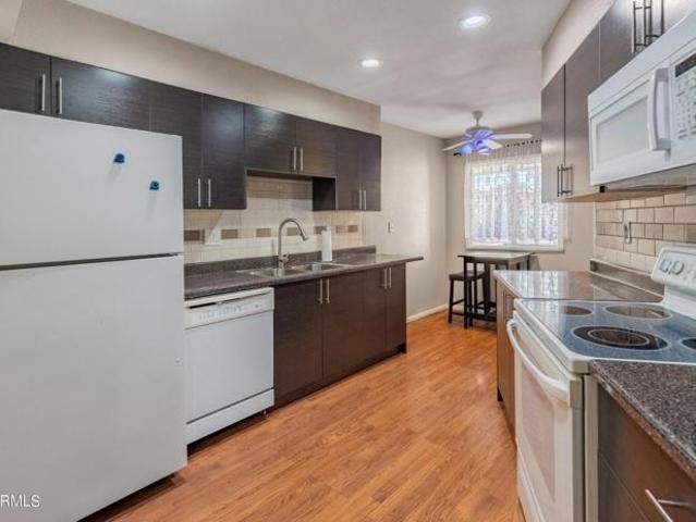 10934 W Coggins Dr, Sun City, AZ 85351