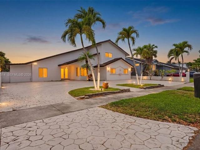 10934 SW 137th Ct, Miami, FL 33186