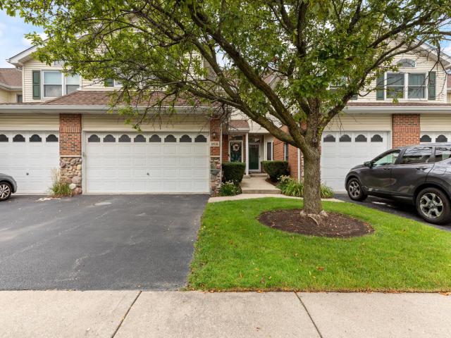 10936 Jodan Dr, Oak Lawn, IL 60453 | MLS #12601 | Compass