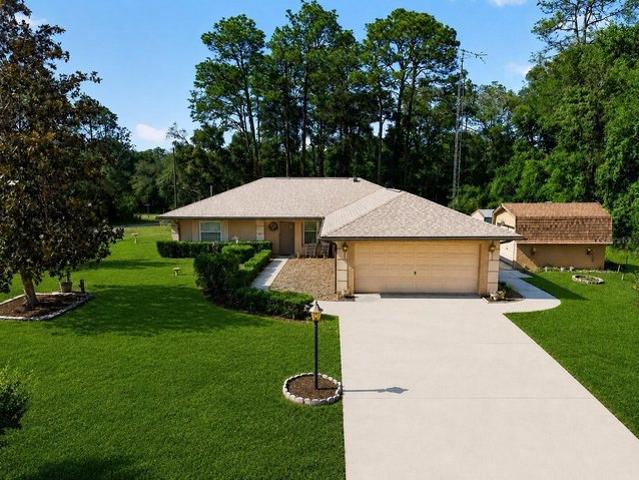 10936 N Airway Loop, Citrus Springs, FL 34434