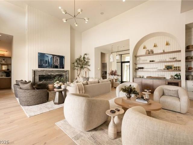 10936 Rossa Peak Ave, Las Vegas, NV 89135