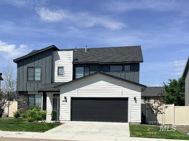 1093 N Bowknot Lake Pl