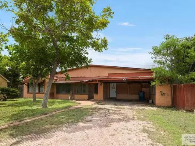 1093 N SAM HOUSTON BLVD, SAN BENITO, TX 78586 Single Family Re.