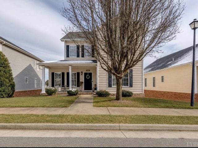 1093 Cranberry Ct, Moneta, VA 24121