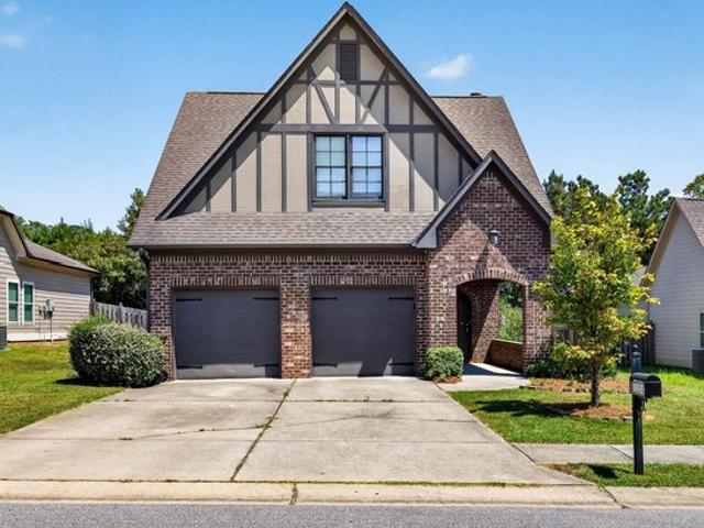 1093 Garnet Dr, Calera, AL 35040