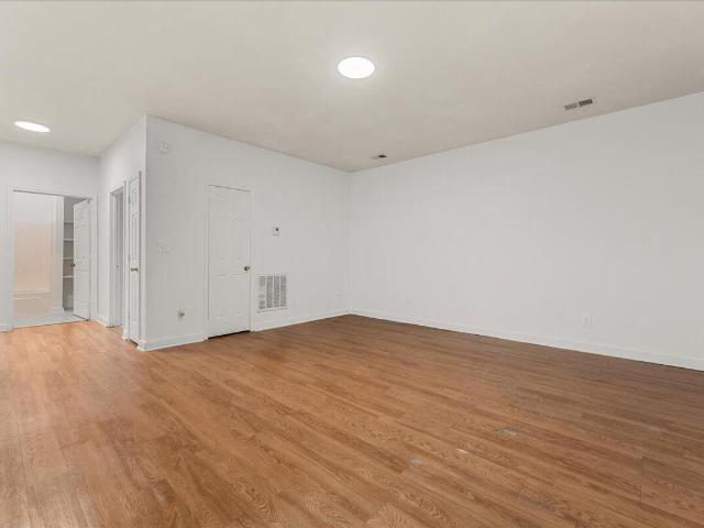 1093 King St, Unit B, Charleston, SC 29403 | Compass
