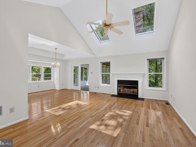 1093 Lincoln Drive # 1093