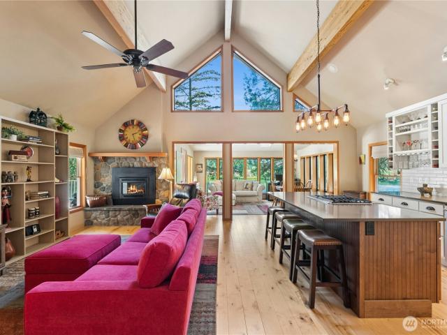 1093 Wood Duck Road