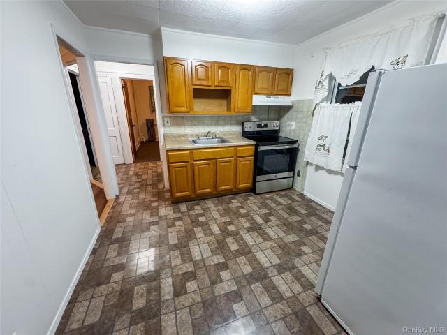 109 3 th Street, Unit 2ND FLOOR 2BR | Compass