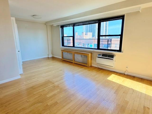 109 3 st Road 9D