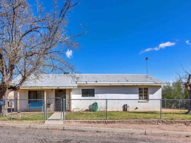 109 3rd St, Mammoth, AZ 85618