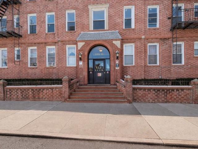 109 18 Lefferts Blvd Unit D2, Queens, NY 11420
