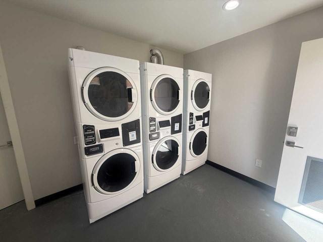 109 1 Bedroom Apartment for Rent at 10640 Victory Blvd, Los Angeles, CA 91606 Mid Town North Hollywood