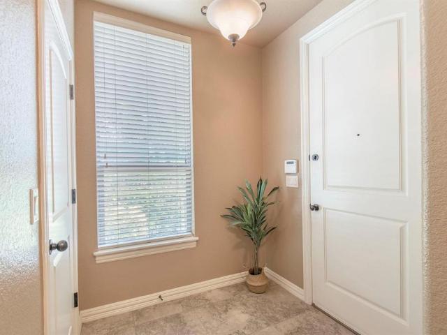 109 1st St, Denton, TX 76201 | MLS #21181 | Compass