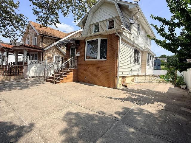 109 49 rd St