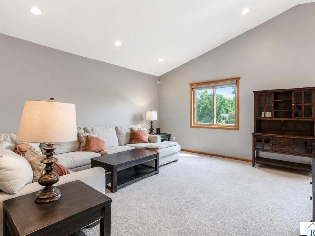 109 Cougar Drive