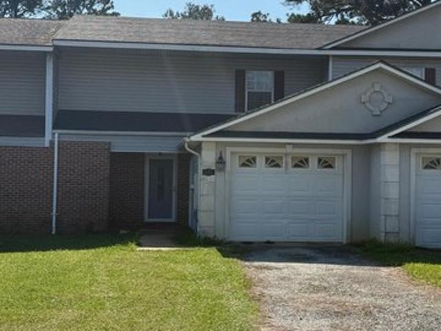 109 Courtyard Dr, Thomasville, GA 31757