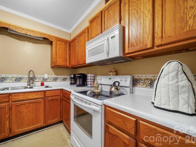 109 Carriage House Drive