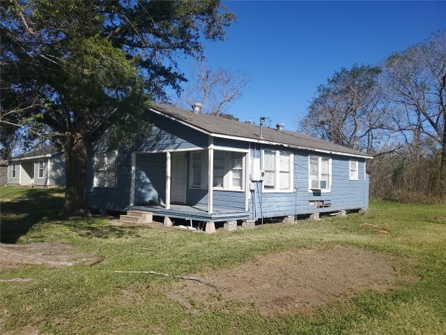 109 Carver St, West Columbia, TX 77486 | MLS #54877