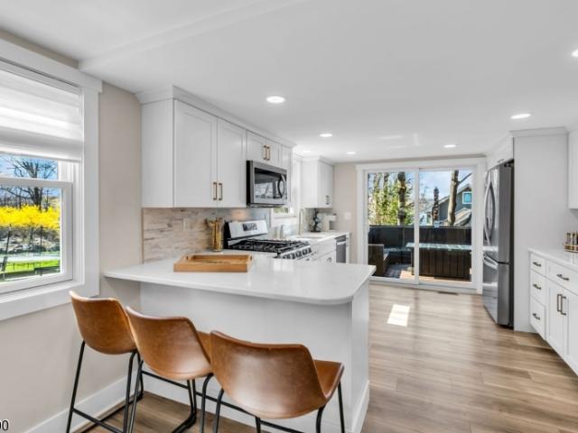 109 Castle Rock Rd