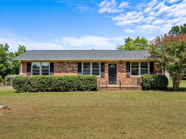 109 Center St, Williamston, SC 29697