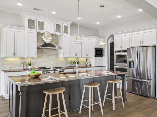 109 Charmstone Ln