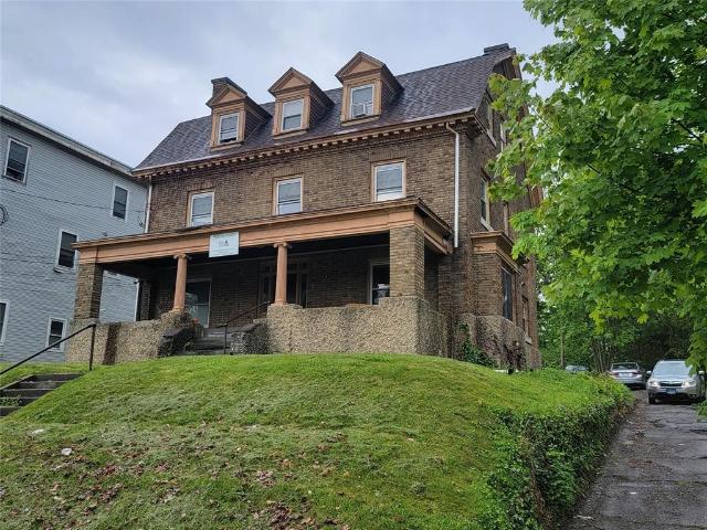 109 Chestnut St, Binghamton, NY 13905 | MLS #333477 | Compass