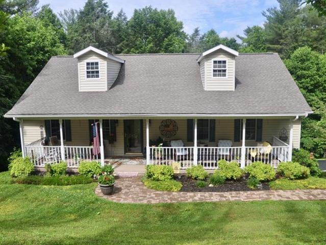 109 Cherokee Cir, Erwin, TN 37650