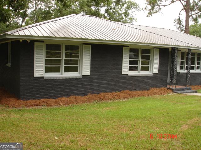 109 Circle Dr
