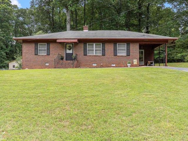 109 Club Dr, Stockbridge, GA 30281