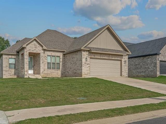 109 Clearwater Dr, Brookland, AR 72417