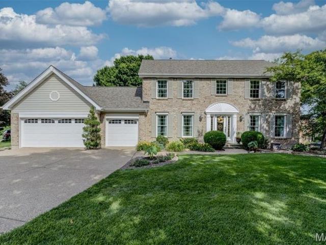 109 Creek View Pl, Saint Charles, MO 63304