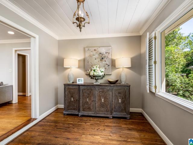 109 Crestview Drive