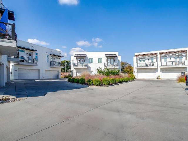 109 Crossroads Circle