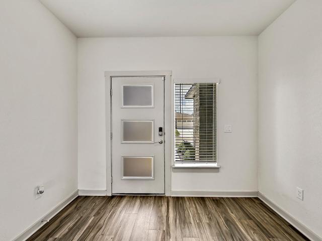109 Cupreata Ln