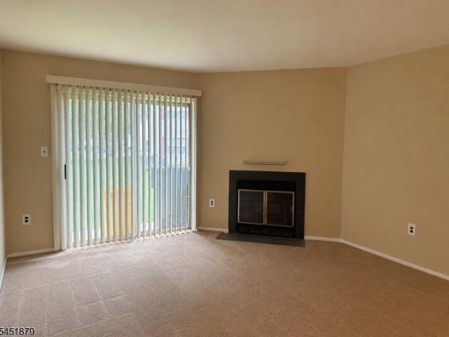 109 Applegate Ln
