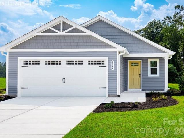 109 Auburn Hills Dr, Albemarle, NC 28001